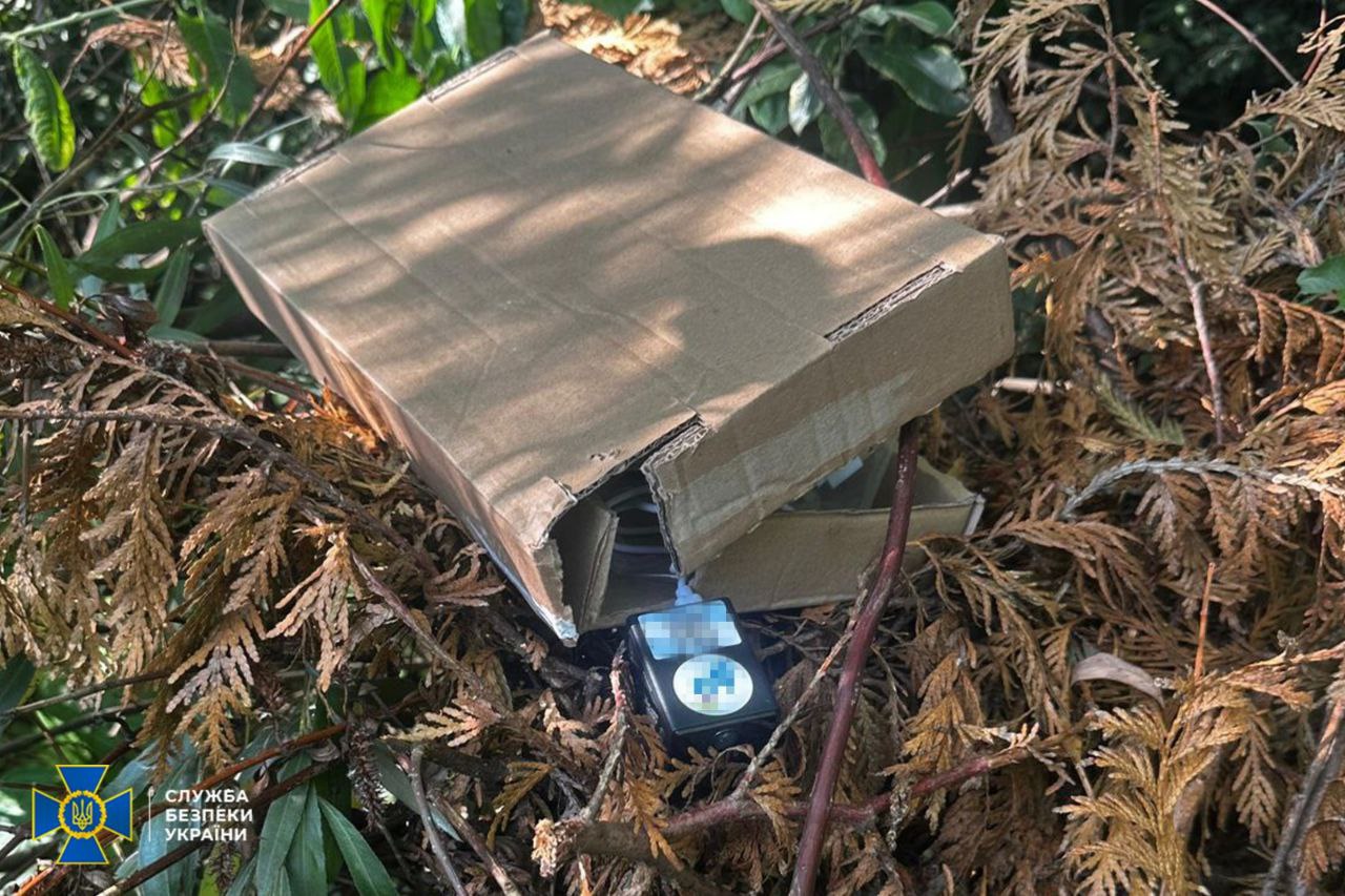 Установлювала "відеопастки" поблизу летовищ ЗСУ: на Львівщині затримали ворожу агентку | TrueUA